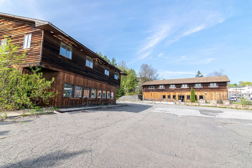 6163 Sentinel Road | B.A. Straight Real Estate