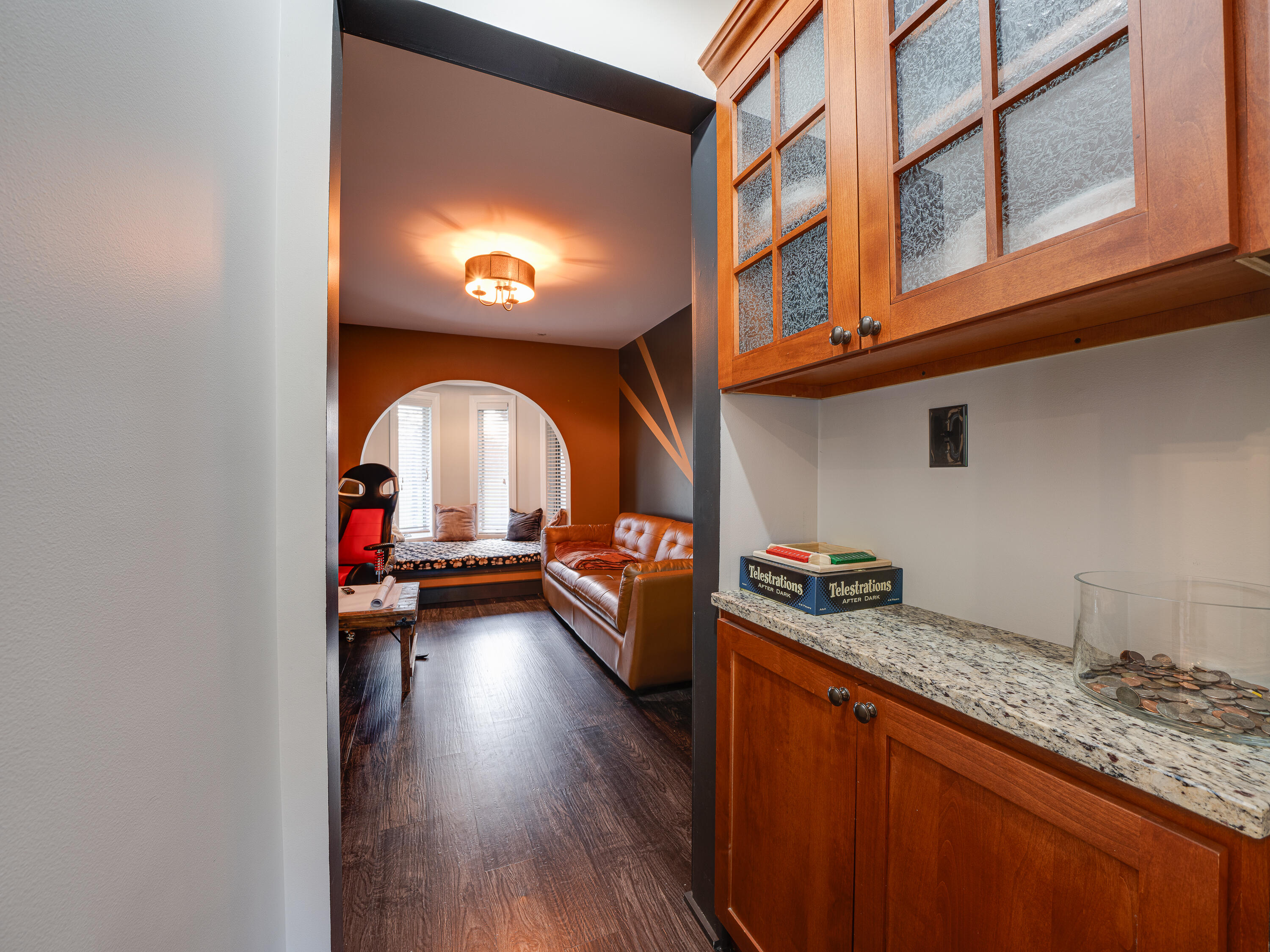 122 Miner Road | B.A. Straight Real Estate