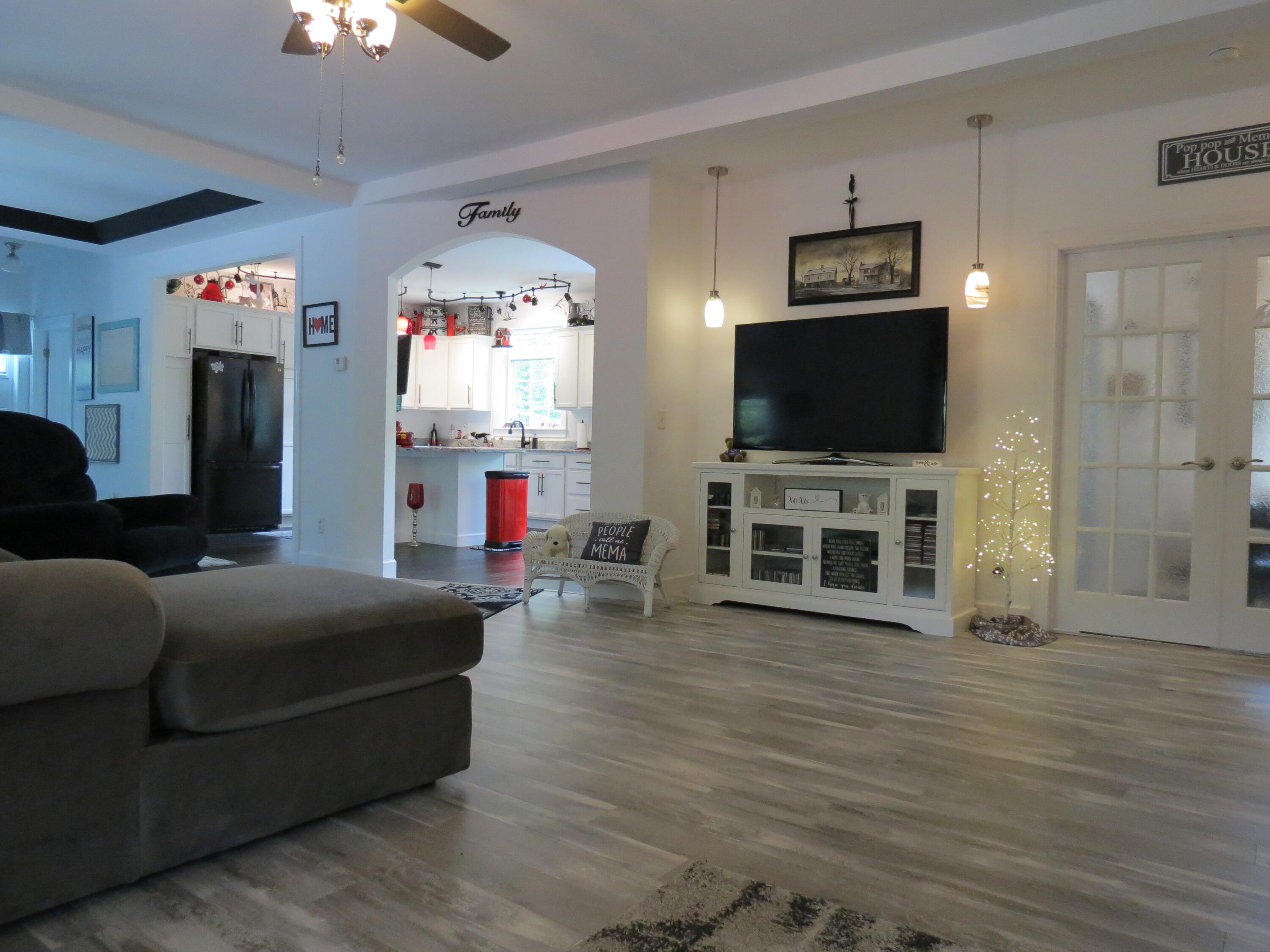 6 Intervale Ave. Avenue | B.A. Straight Real Estate